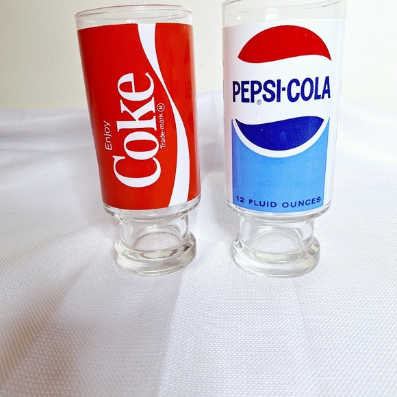 Pepsi, and Coke Cola | Dining | Vintage 97s Coke Cola Pepsicola ...